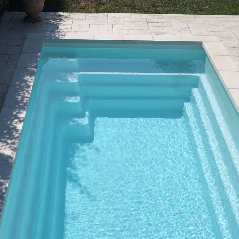 Mini coque piscine polyester - moins de 10m²